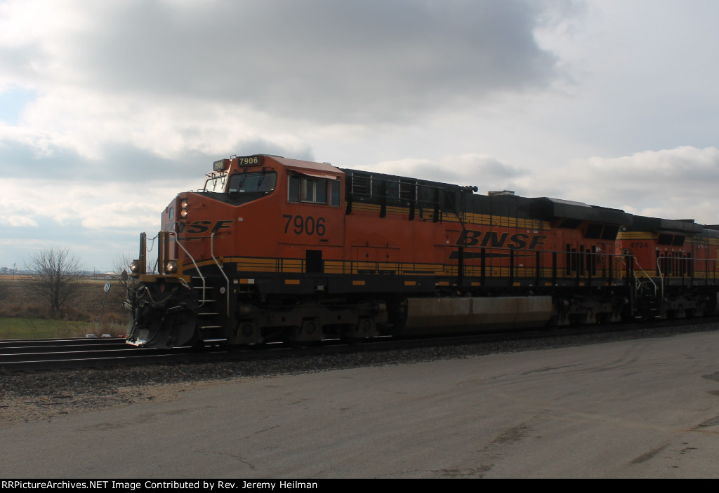 BNSF 7906 (1)